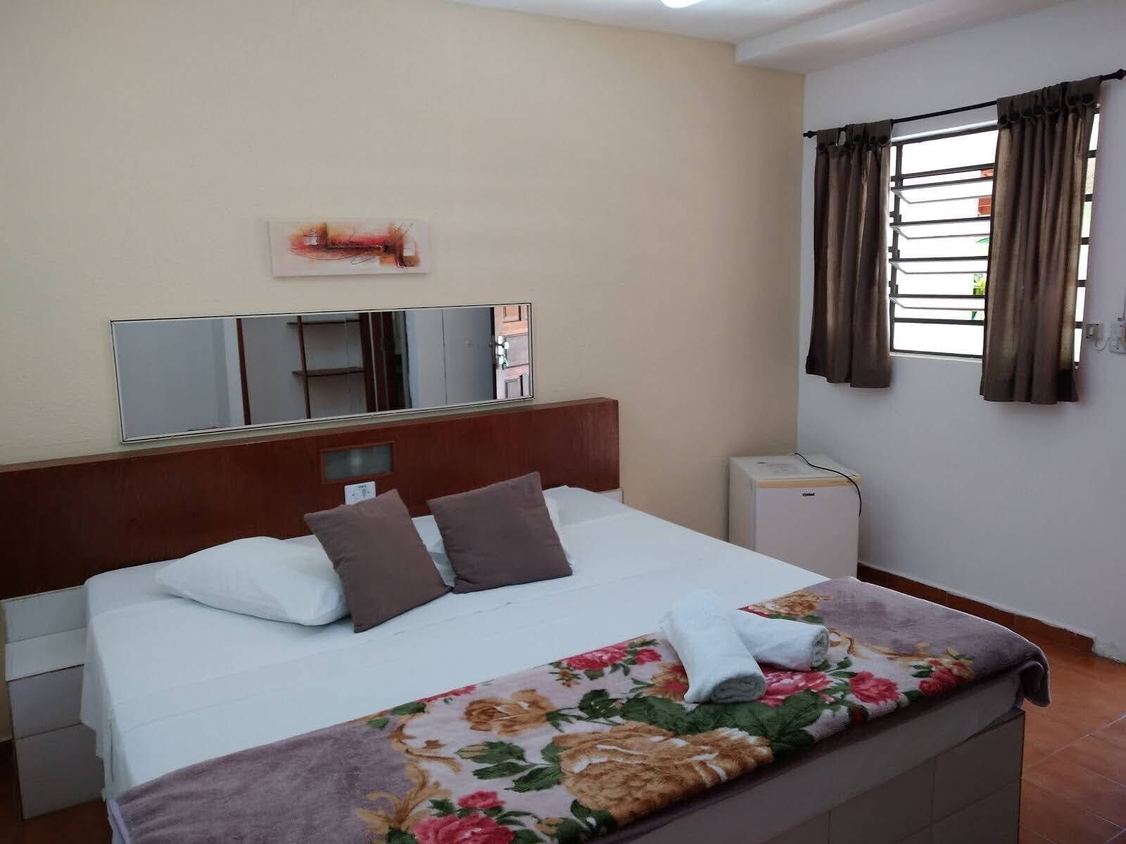 Minibar, Wi-fi grátis, roupa de cama fornecida 