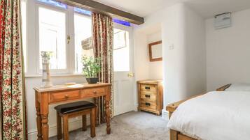 Casa de Campo | 2 quartos, com decoração personalizada, com mobília individualizada