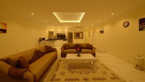 Villa Lua de Mel, vista para a montanha | Sala