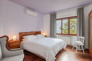 Villa, 3 quartos, não fumadores | 3 quartos, com decoração personalizada, com mobília individualizada 