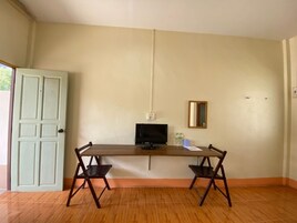 Wi-Fi de cortesia, roupa de cama