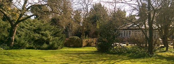 Orchard Pond Bed & Breakfast - Essex