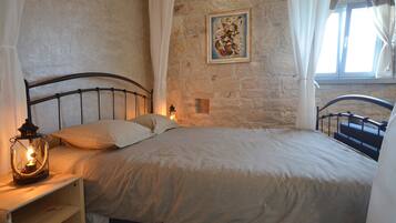 Apartamento (B4) | Wi-fi grátis, roupa de cama fornecida