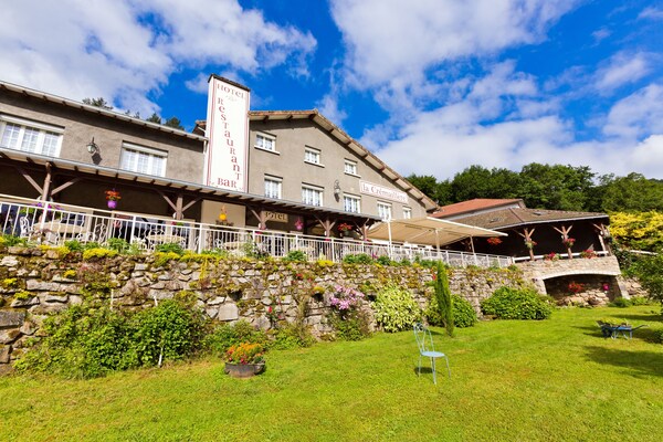 Hotel Restaurant La Crémaillère - Puy-de-Dome