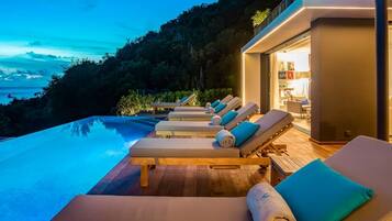 Piscina exterior