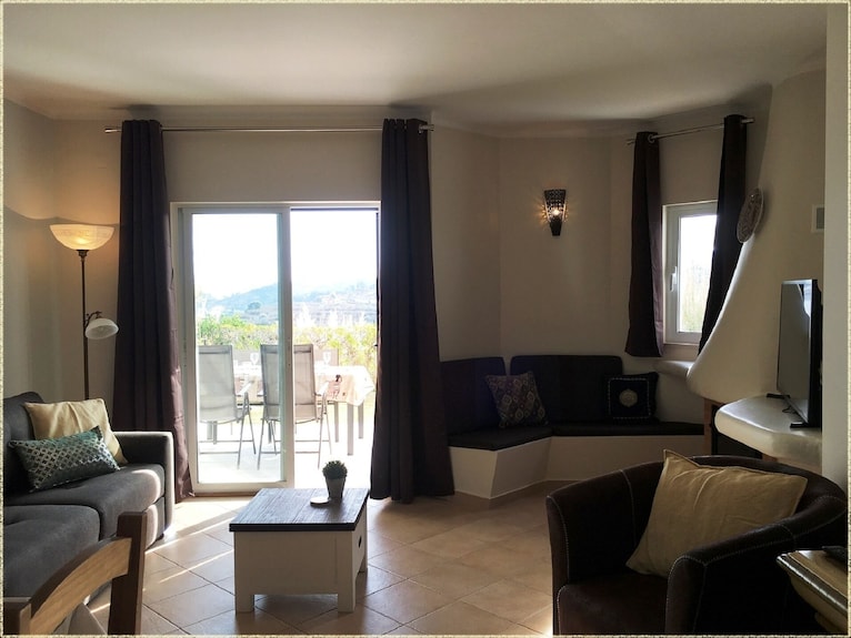 ¡Apartamento Reformado De Lujo En Esquina En Planta Baja Con Orientación Sur! Cable, Wifi Y Airco - Albufeira