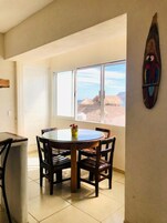 Bangalô superior, cozinha, vista para a praia (4 Double Beds ) | Vista para praia/oceano