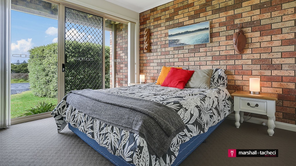 Marina Townhouse - 1/6 Wapengo Street- Walk To Beach And River - Bermagui