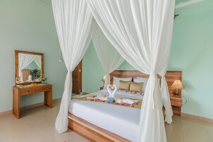 1 Bedroom Villa with Rice & Pool View | Cofre no quarto, cortinas/cortinados opacos, quartos insonorizados 