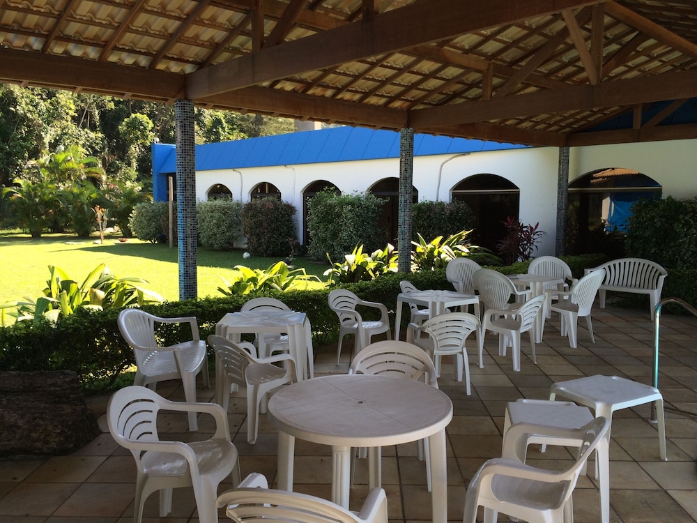 Mansión, Pie En La Arena, 9 Suites Con Espacio Gourmet, Con Capacidad Para 2 A 50 Personas. - Mangaratiba