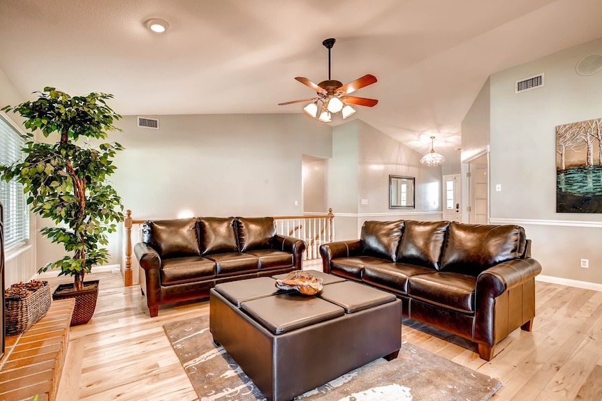 8br Lux Villa Sleeps 20*new Amenities* Licensened - Las Vegas, NV