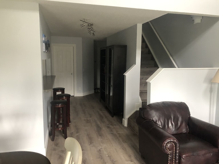 Vista Sulle Montagne, 1500 Sqft 3 Br Penthouse Condo, 8 Posti Letto, Con Piscina All'aperto - Radium Hot Springs