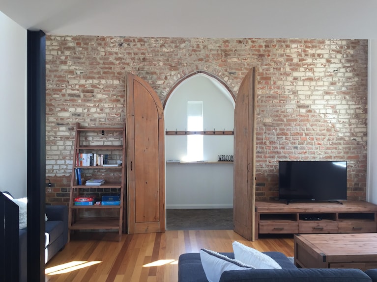 St James Miners Rest Stylish Converted Church Wifi Netflix - Ballarat