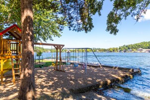 Área de recreio para crianças (ao ar livre)