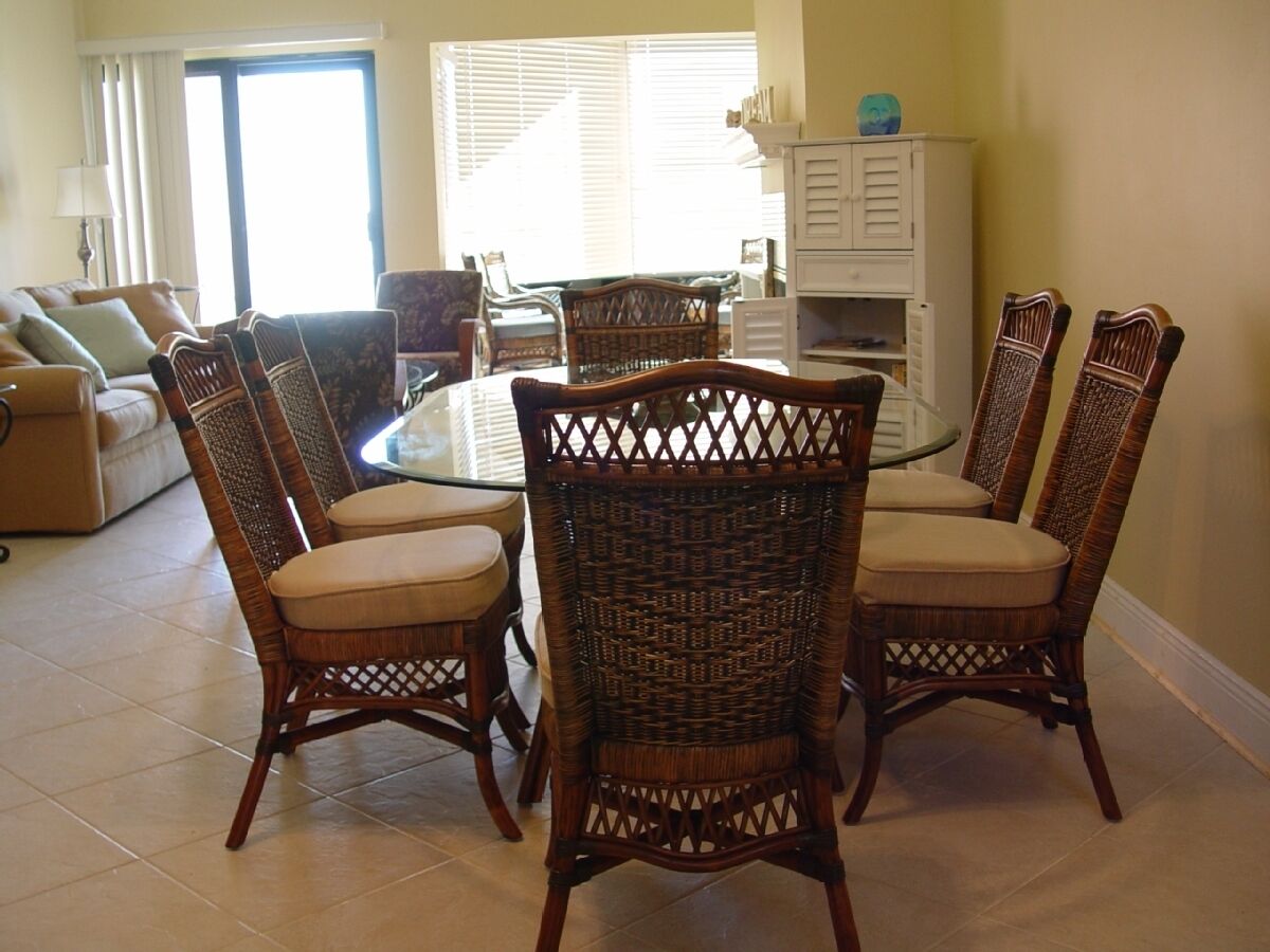 Beautiful  Beachfront Condo, 3br/3ba - Pensacola Beach, FL