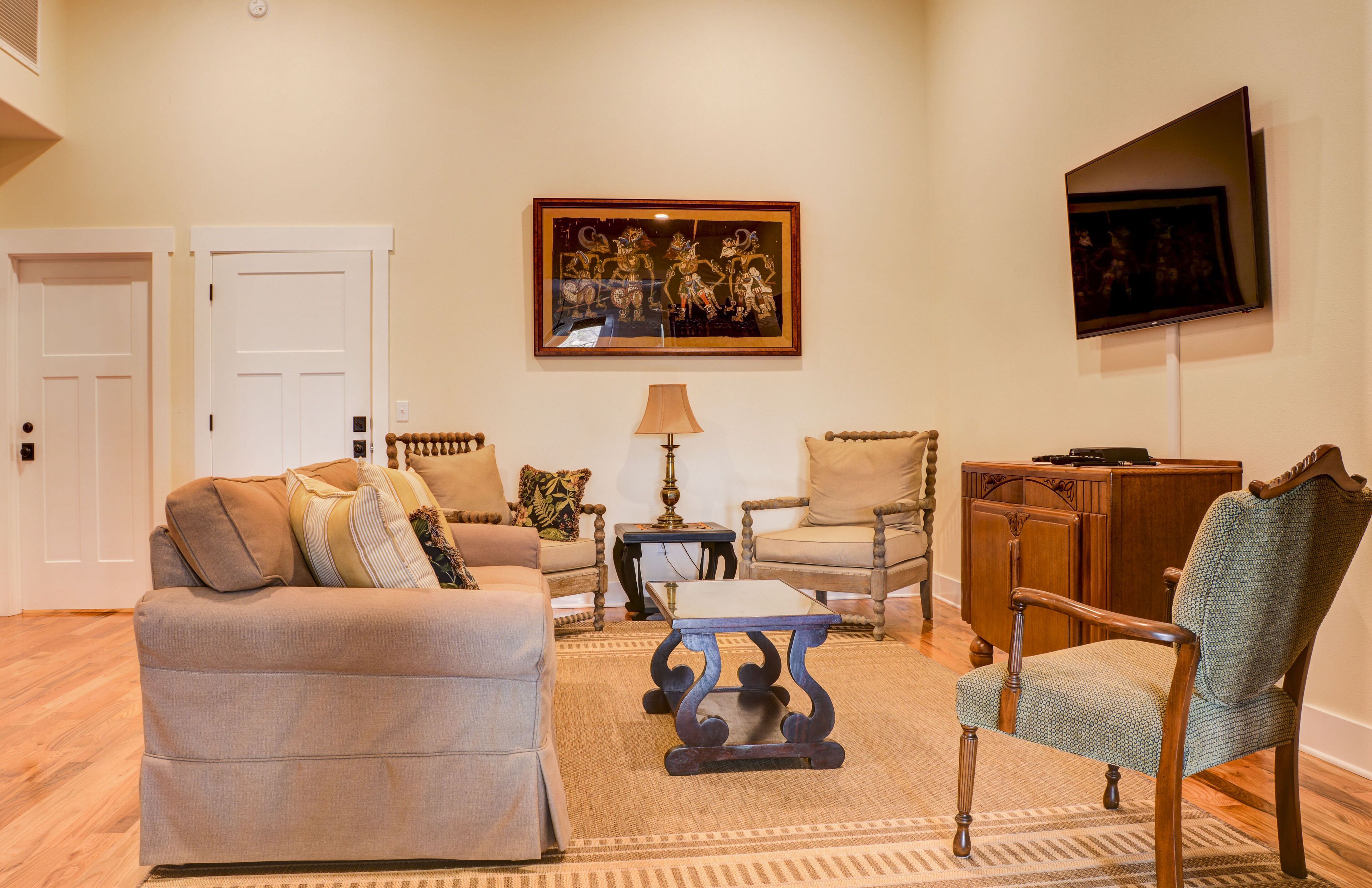 Old Style Apalachicola Charm In The Heart Of The Historic District - Apalachicola, FL