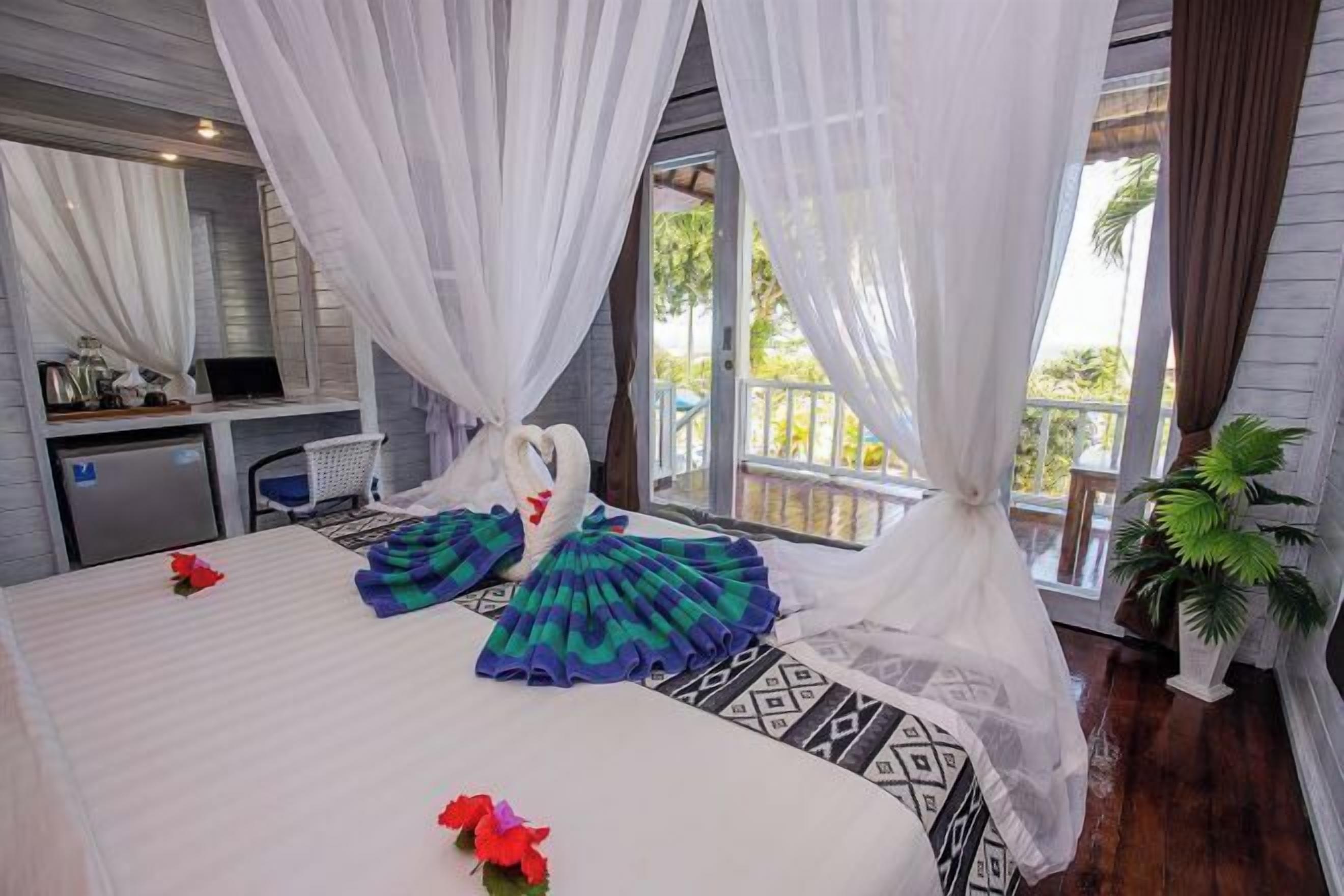 1 quarto, minibar, cortinas/cortinados opacos, Wi-fi grátis 