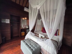 1 quarto, minibar, cortinas/cortinados opacos, Wi-fi grátis 