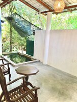Quarto Duplo Comfort, 1 cama king-size, vista para o jardim, junto ao jardim | Terraço/pátio interior