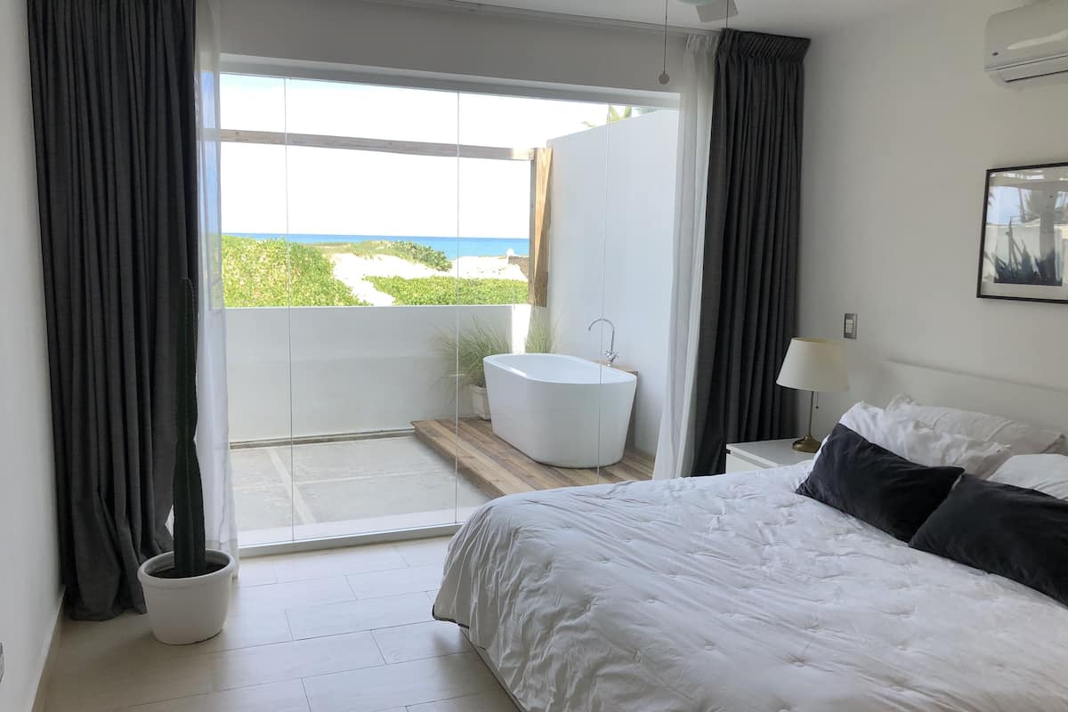 Apartamento Nobre, 2 quartos, vista para o oceano | 2 quartos, roupa hipoalergénica, camas de colchão Select Comfort 
