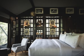 Frigobar, cofres nos quartos, individualmente decorados