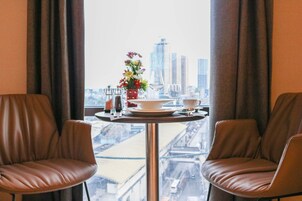 Quarto Familiar | Vista para a cidade