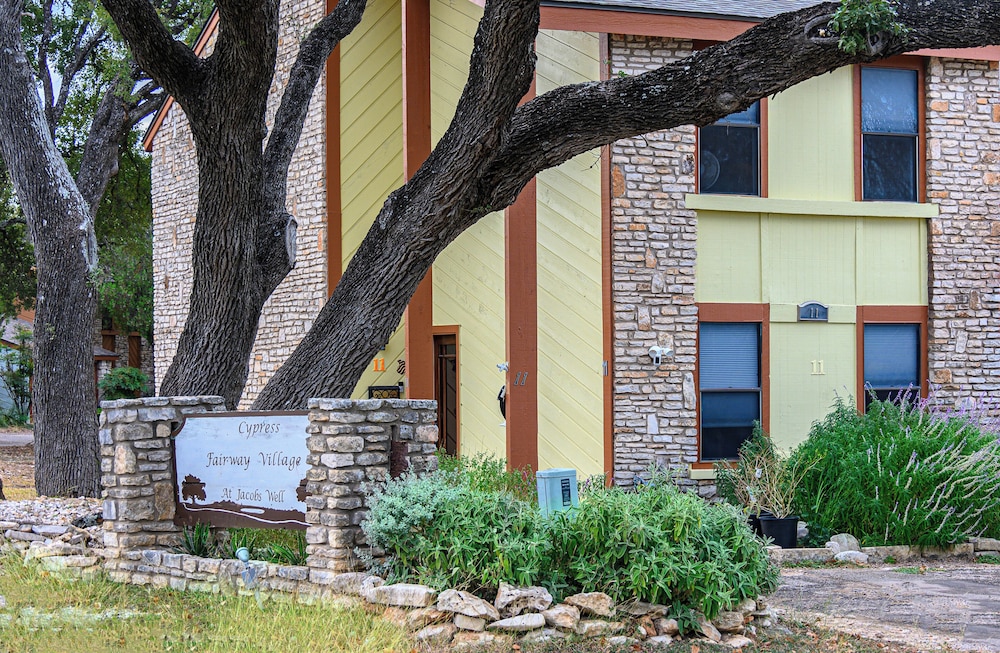 Cypress Fairway Village - Wimberley