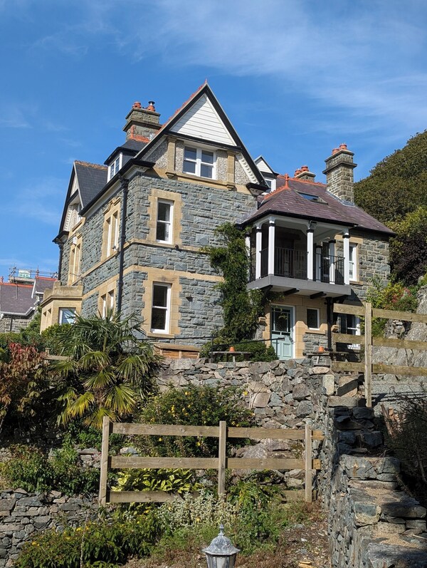 High View House - Barmouth