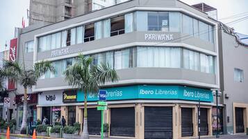 Fachada da propriedade