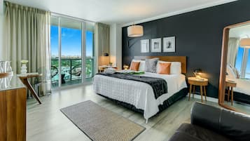 Estúdio, vista para a cidade (in Coconut Grove) | Roupas de cama premium, cofres nos quartos, individualmente decorados