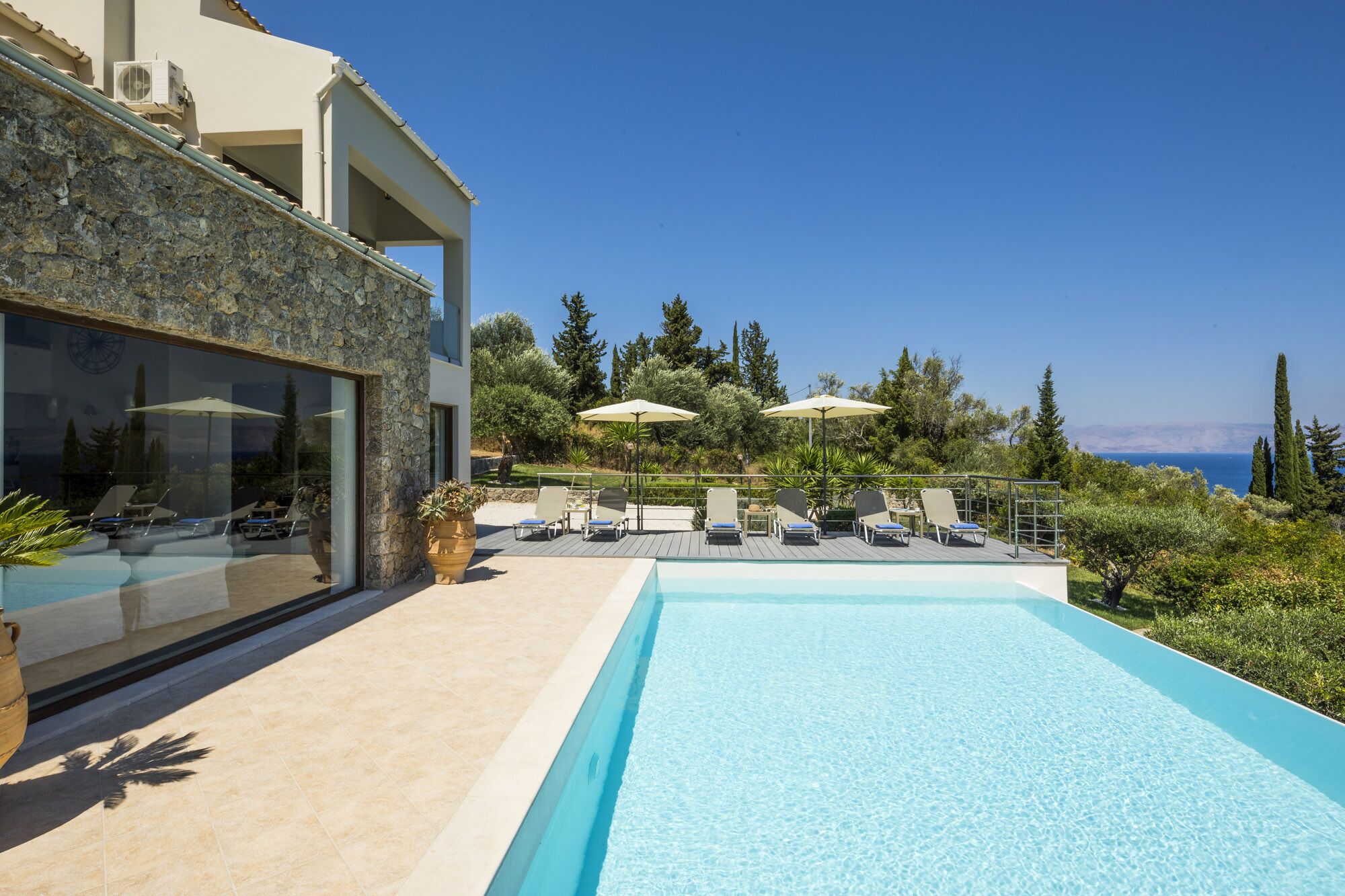 Private pool - Jacuzzi - Sauna - Home Cinema 4 bedroom Villa in Corfu ...