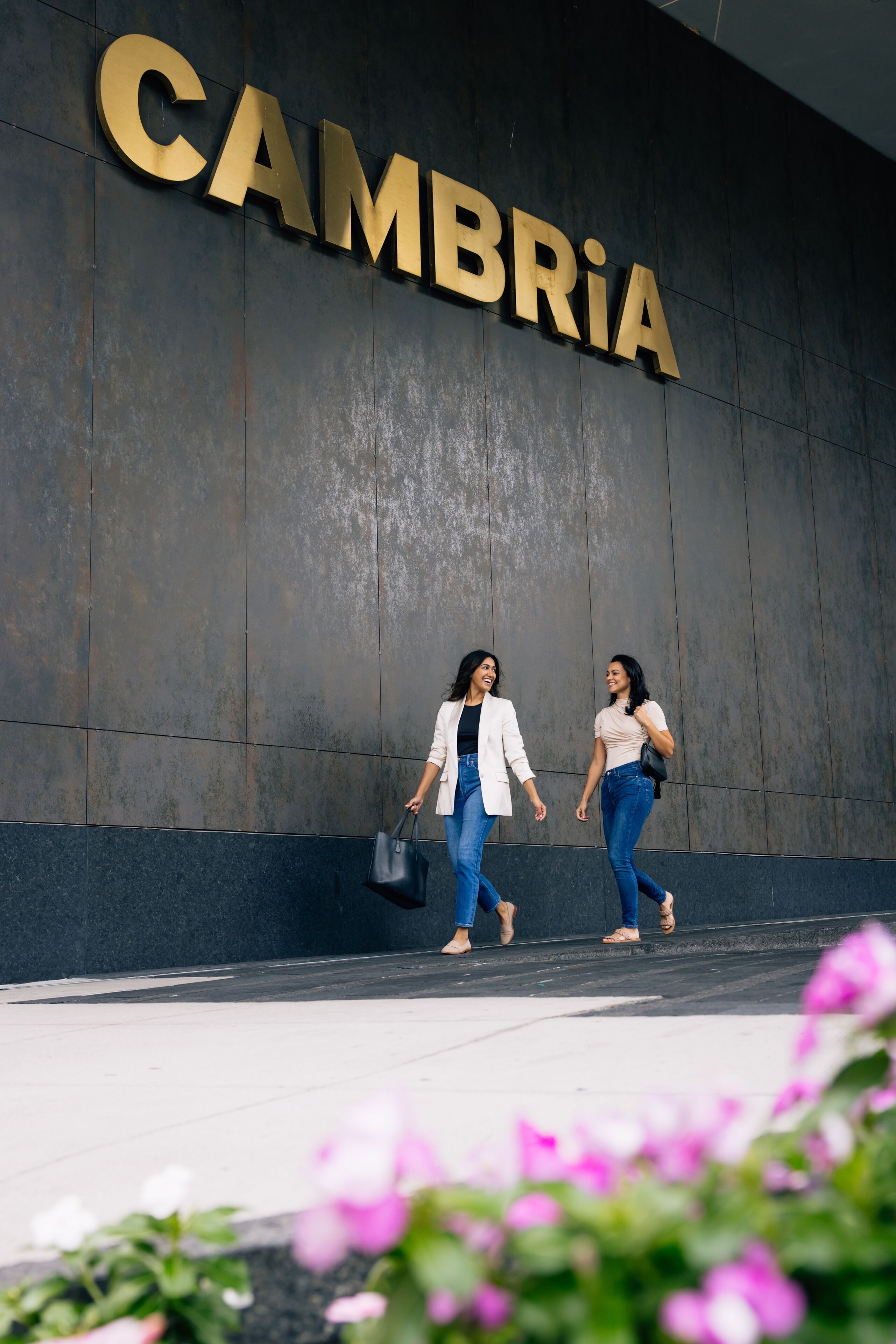 12 Best Hotels With Rooftop Bar In Boston, Massachusetts - Updated 2024 ...