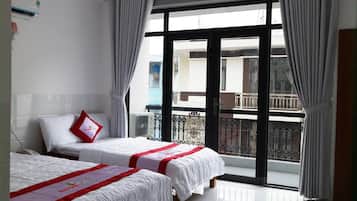 Minibar, secretária, cortinas/cortinados opacos, quartos insonorizados