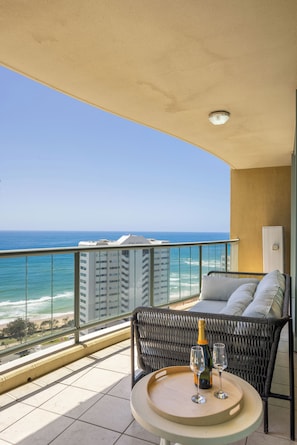 Apartamento, 2 quartos, 2 casas de banho, vista para o oceano | Varanda