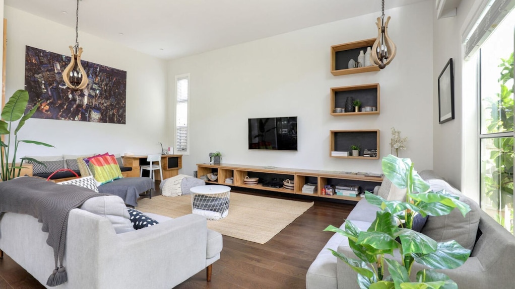 Sofia-rose House Only - Blue Mountains