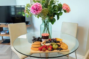 Apartamento Standard, 2 quartos | Sala de jantar