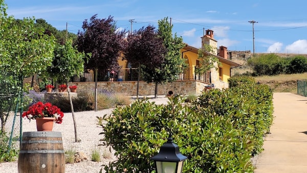 Casa Eras De La Cabizuela (Alquiler íNtegro) Para 7 Personas<br>vut-09\/071 - San Leonardo de Yagüe