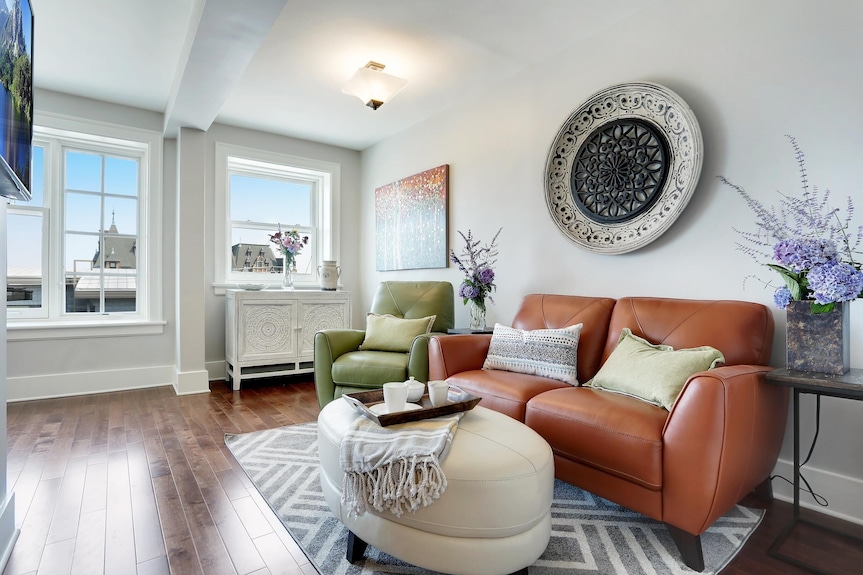 Stadium District Room With A View - Tacoma Narrows Bridge