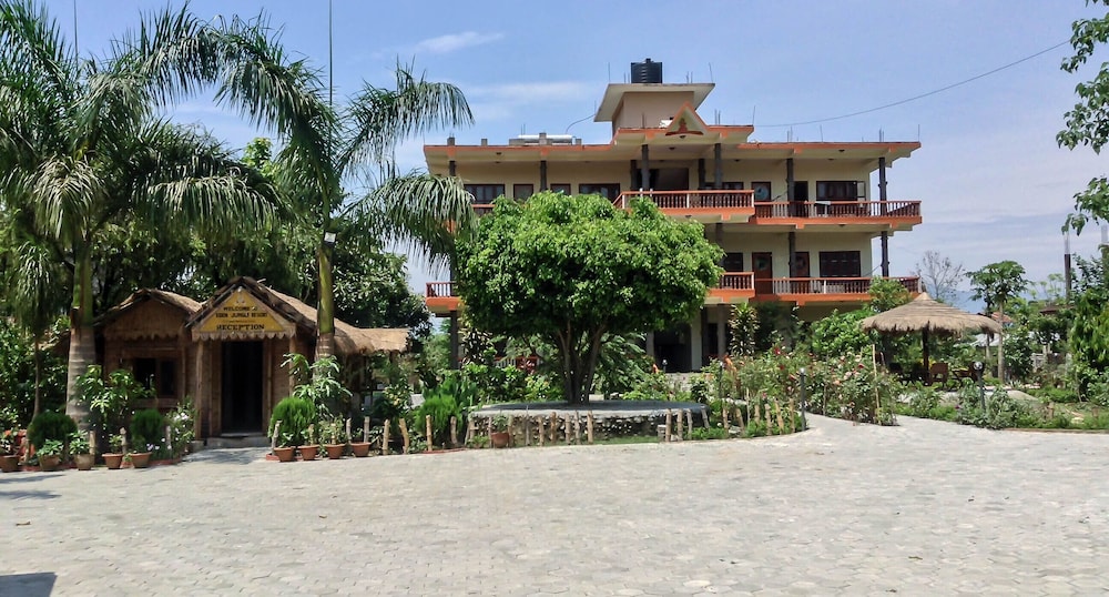 Eden Jungle Resort Is One Of The Finest Jungle Resort In Chitwan With Garden. - Tibet