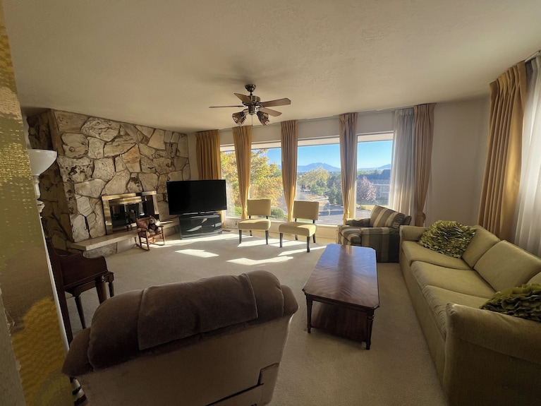 Grandma's Backyard Oasis At Park Place - Orem, UT