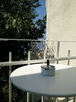 Apartamento, varanda | Terraço/pátio interior