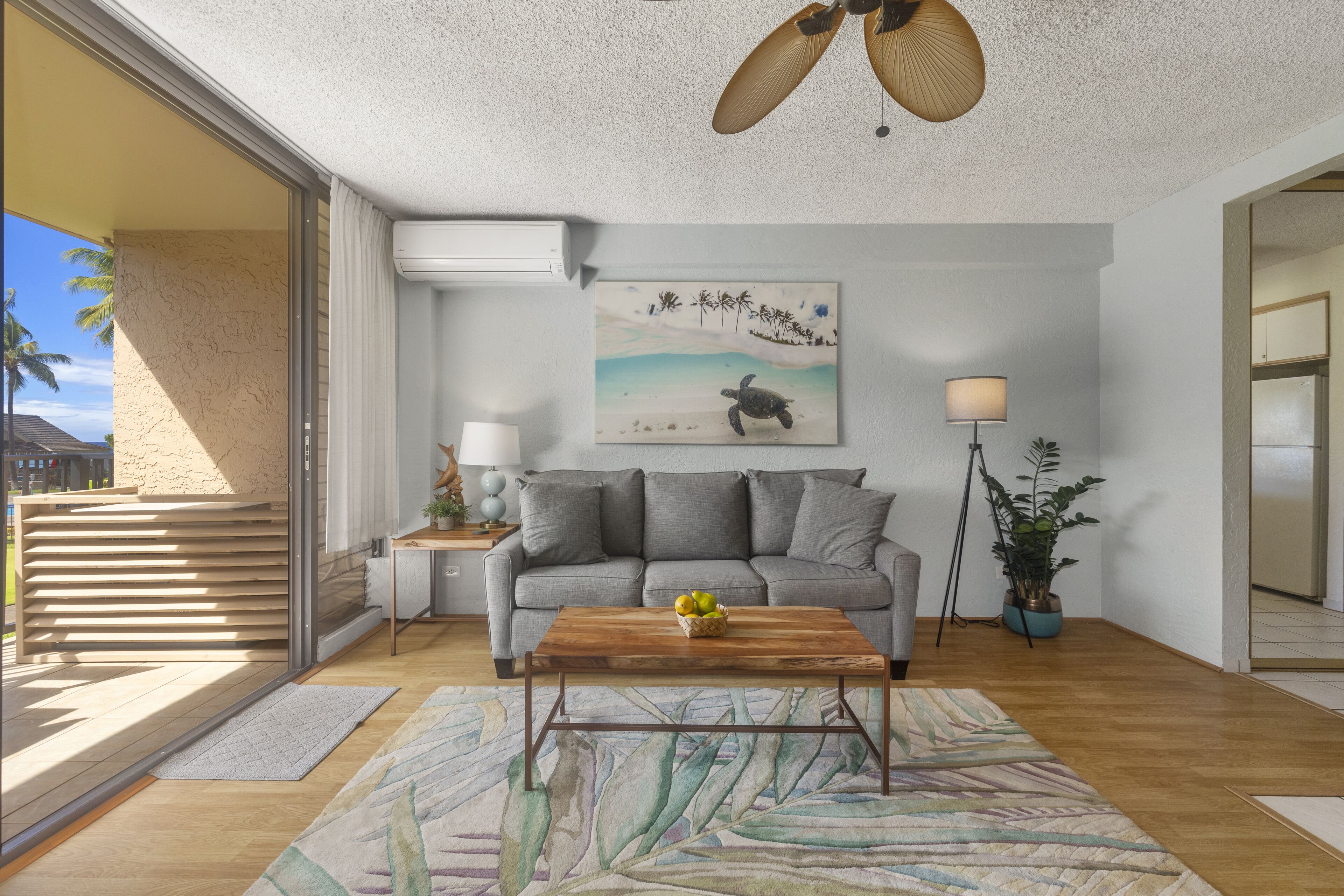 Nicely Upgraded 2nd-floor 1bd Ocean View Condo - Maui, HI