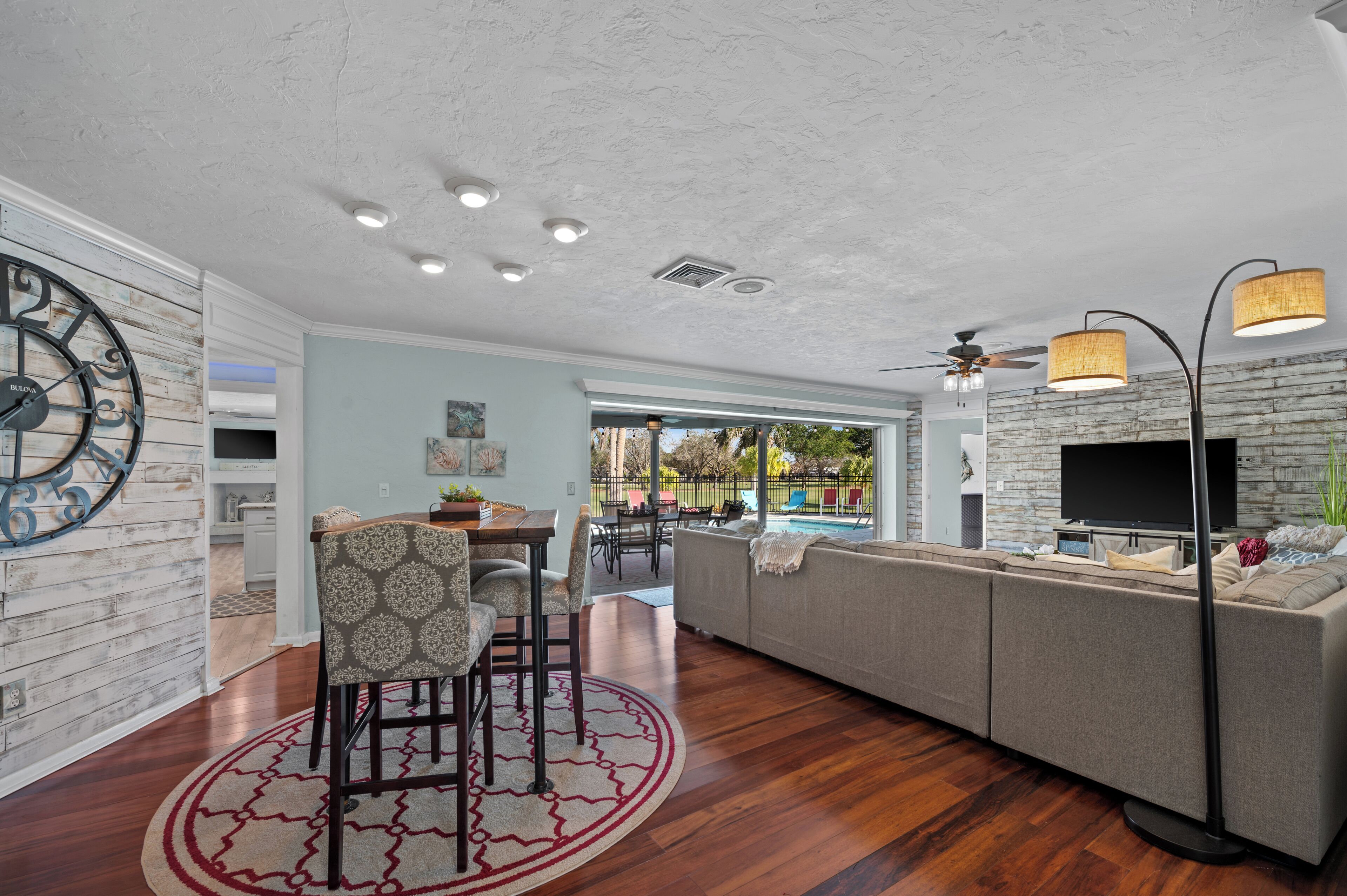 Gorgeous Private Retreat On Marco Island  Spacious 4br Home - Marco Island, FL