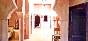 Entrada (vista interior)