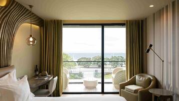 Onice Sea View | Roupa de alta qualidade, camas de colchão viscoelástico, minibar