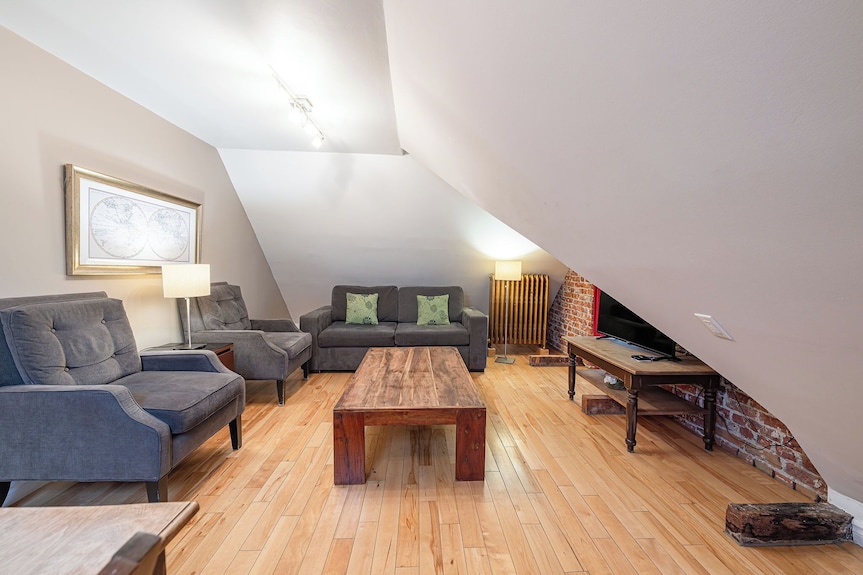 Wow! Apartment Suites Central To Walk And Enjoy Tourist Attractions - Quebec