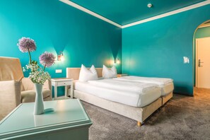 Quarto Duplo Superior | Cofre no quarto, secretária, cortinas/cortinados opacos, Wi-fi grátis 