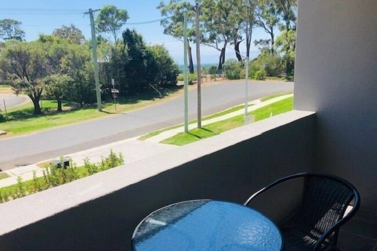 Quarto | Ferro/tábua de engomar, Wi-fi grátis, com mobília individualizada