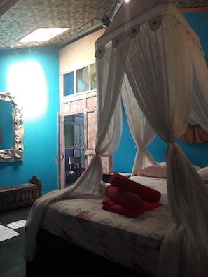 Quarto Twin Standard, 1 quarto | Lençóis italianos Frette, roupa de alta qualidade, edredões de penas 