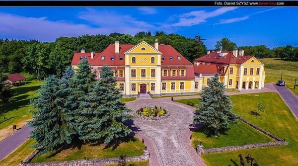 Pałac W Rymaniu - Polnische Ostsee